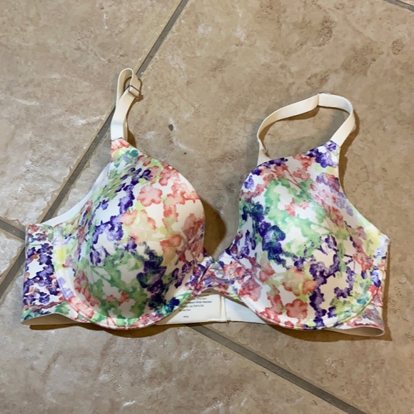 Soma | Intimates & Sleepwear | Like New Soma Vanishing Back Demi Bra ...